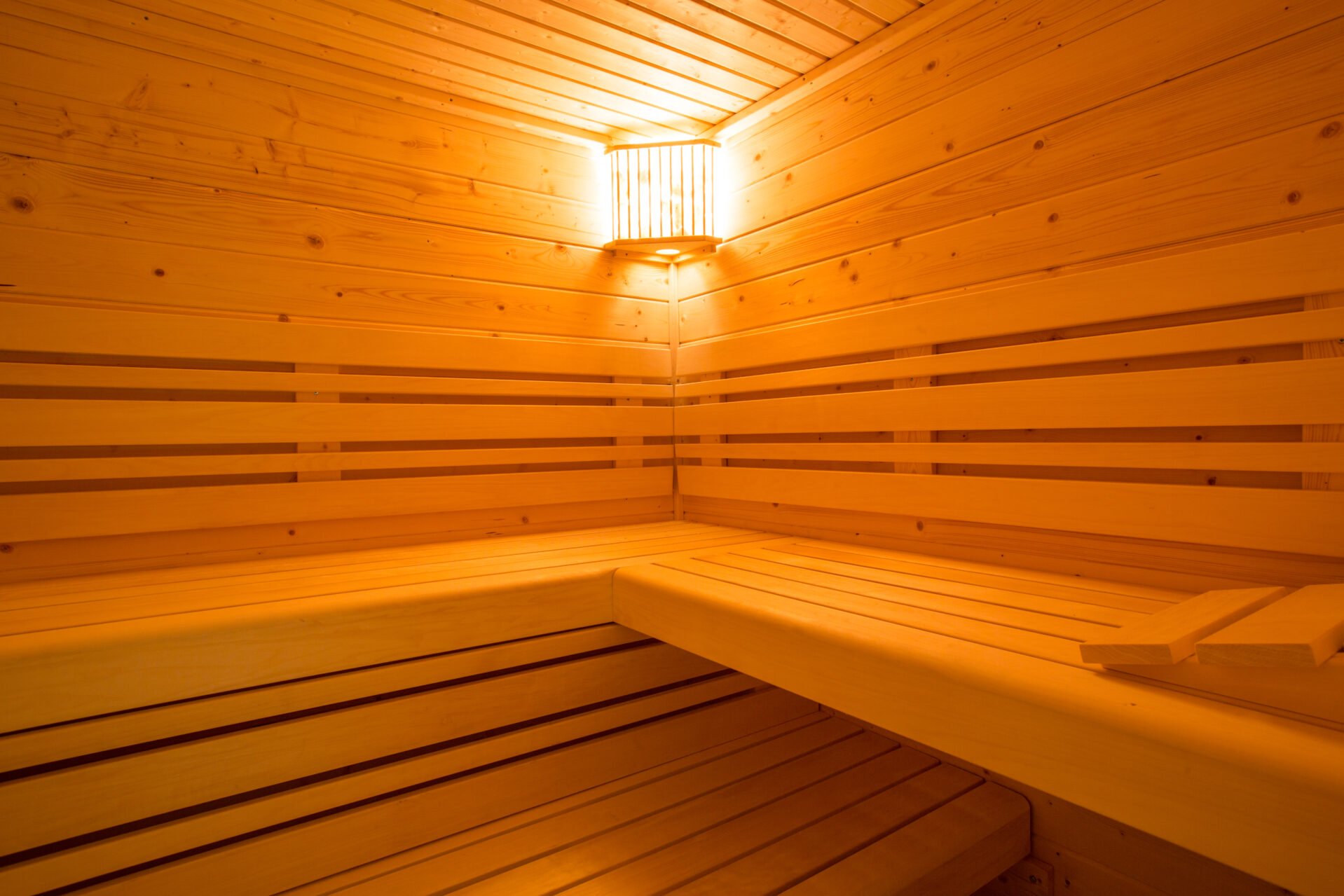 Buitensauna massief SK401